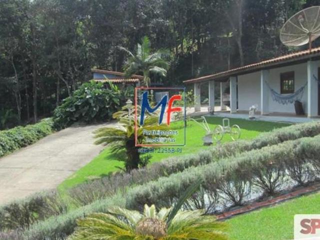 Excelente chácara em cond. fechado, em Pinhalzinho/SP, 450 m² a.c 3450m² a.t 5 dormitórios 2 s