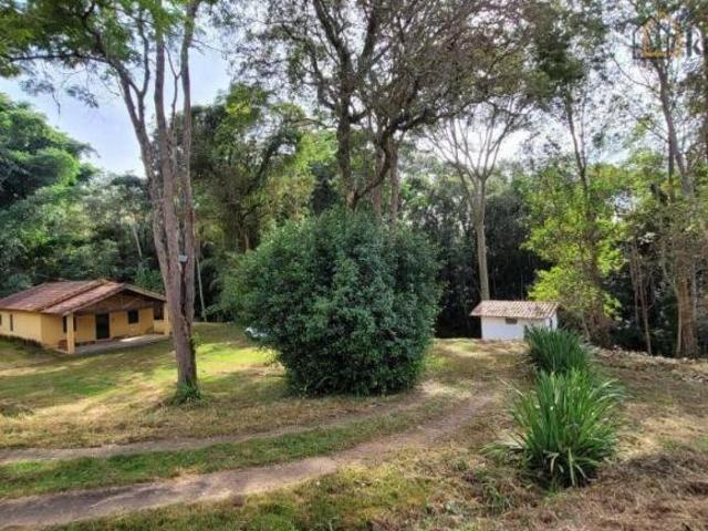 Excelente chácara em Socorro 12.000m² com nascente confira!