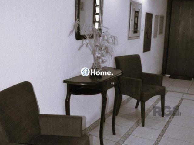 Excelente apto.2 dorm. com 1 suíte, churrasqueira e 1 vaga na Rua Olavo Bilac