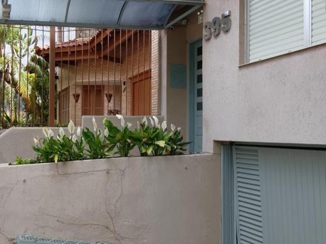 Excelente apto 2 dormitório recém reformado, vaga coberta e fechada Vila Ipiranga