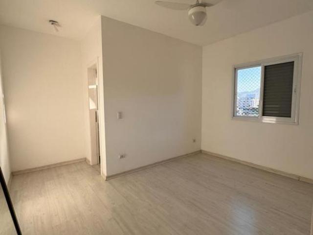 Excelente apto com 03 dorms, sendo 2 suítes com 02 vagas de garagem !