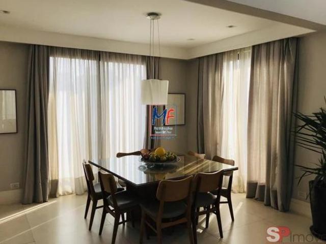 Excelente apto duplex em Moema, com 272m² a.u 3 dormitórios 3 suítes, sala, cozinha, escritório