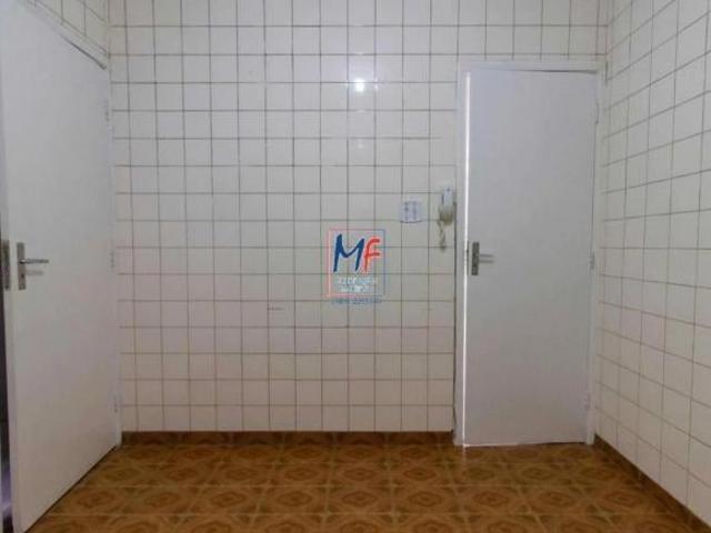 Excelente apto na Bela Vista, com 80m² a.u 2 dormitórios, sala, cozinha e 2 banheiros. Prox. Av