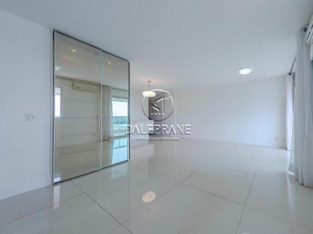 EXCELENTE APTO REFORMADO, 3 QUARTOS, NASCENTE, VISTA LIVRE, 1 SUÍTE
