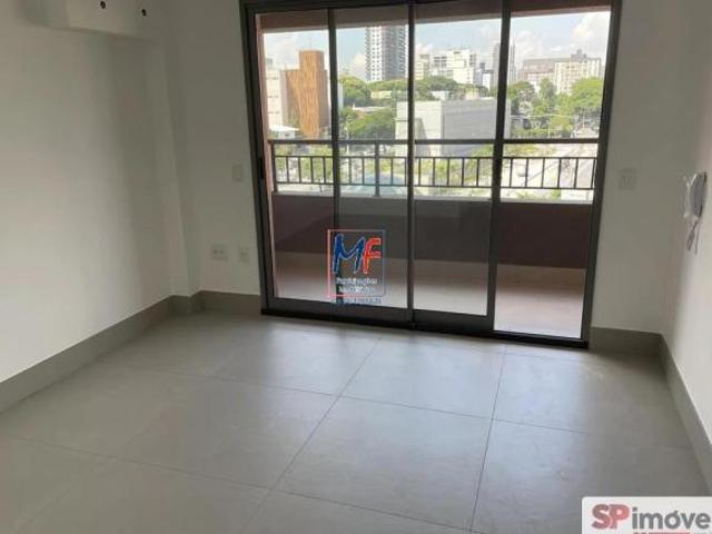 Excelente apto studio Santo Amaro, 27m² a.u 1 dormitório, sala, cozinha, varanda, lazer. Prox. Me