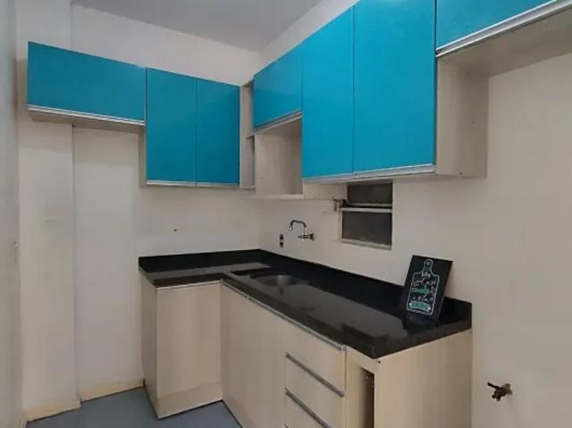 Excelente ap 1D com Suíte, cozinha planejada e banheiro reformado. Lima e Silva
