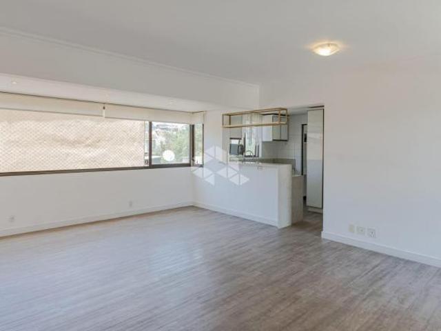 Excelente Apartamento 3 dormitórios com suíte, 106m² privativos, 2 vagas próximo a 24 de Outubro