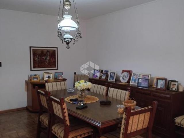 Excelente apartamento 3 dormitorios com suite e dependência de empregada a venda