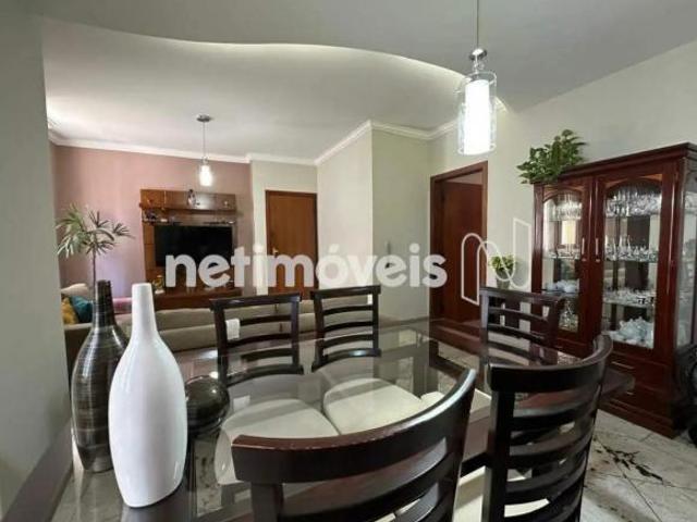 Excelente apartamento 3 Quartos com 138m²  no Castelo – conforto, espaço e excelente localização!