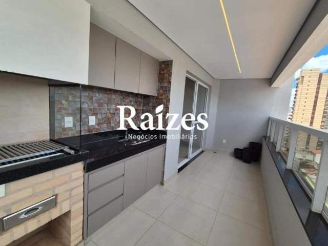Excelente Apartamento 3 quartos sendo 1 suíte com sacada grande