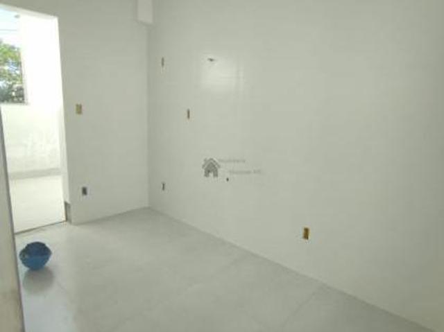 EXCELENTE APARTAMENTO 02 QUARTOS COM SUITE NO XANGRI LA, PARCELAMOS A ENTRADA DUARANTE A OBRA