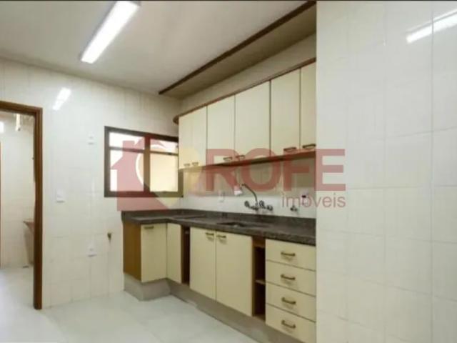 Excelente apartamento 03 Suites 02 Vagas 142 m² Próximo ao Metro Moema