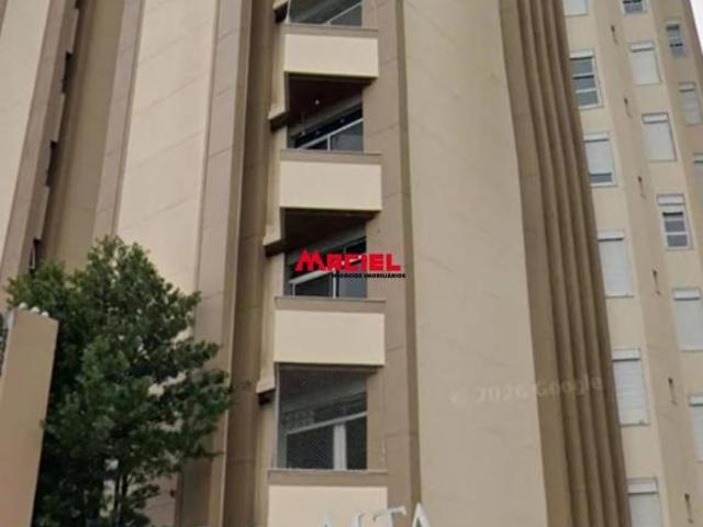 Excelente Apartamento 124 metros qadrados Centro de Jacarei venha conferir