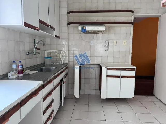 Excelente Apartamento 138,00 m2, Nascente, no Bairro da Pituba