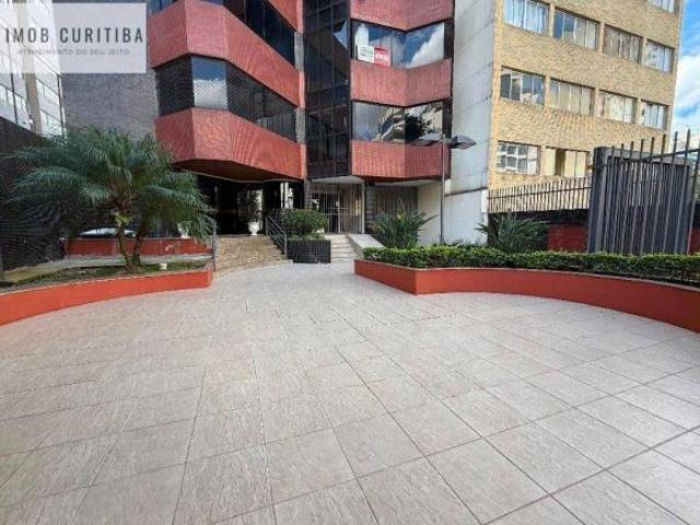 Excelente apartamento, 197 úteis, andar alto !Ideal para Retrofit!