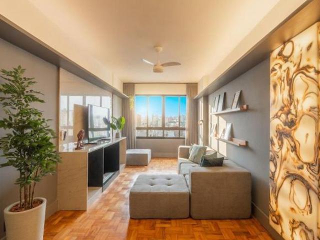 Impecável apartamento 1 dormitório mobiliado no Centro Histórico