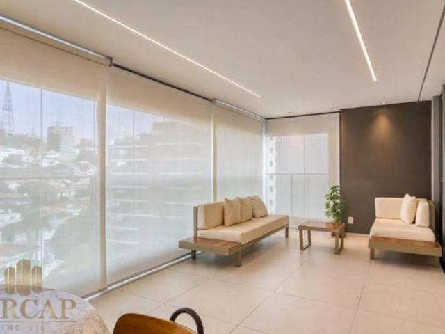 EXCELENTE APARTAMENTO 200 M2 ÚTEIS 3 SUÍTES 3 VAGAS