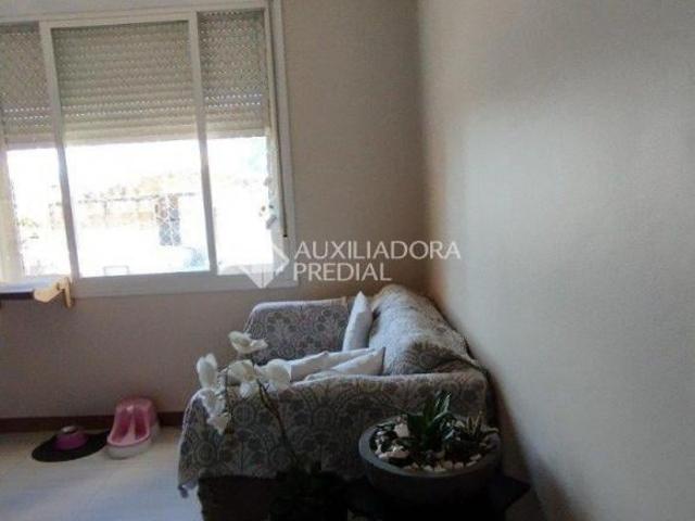 Excelente Apartamento 2 dormitórios Bairro Passo da Areia em Porto Alegre
