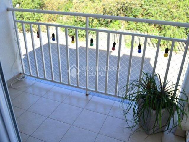 Excelente apartamento 2 dormitórios, mobiliado no bairro Humaitá