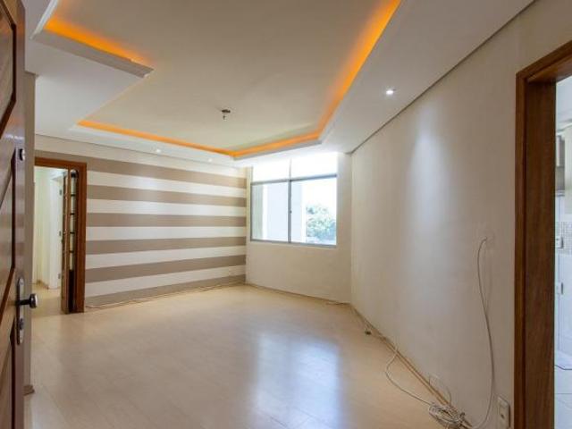 Excelente Apartamento 2 Dormitórios na Av. Wenceslau Escobar