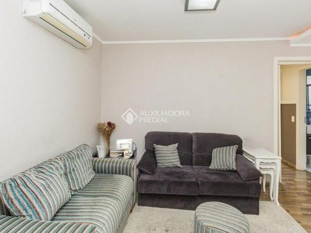 Excelente apartamento 2 quartos MOBILIADO, 1 vaga no bairro Higienópolis