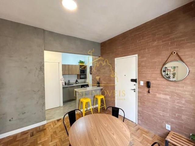 EXCELENTE APARTAMENTO 2 QUARTOS EDIFICIO MALETTA CENTRO DA CIDADE