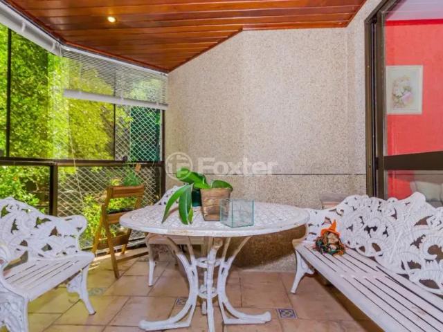 Excelente apartamento 2Dormitórios sendo 1 suíte com 84m, 1 vaga no Petrópolis Porto Alegre RS