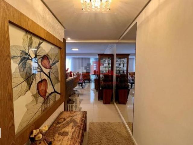Excelente Apartamento