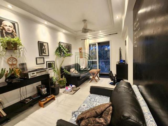 Excelente apartamento 60 m² 2 dormitórios 1 suíte 2 vagas cobertas