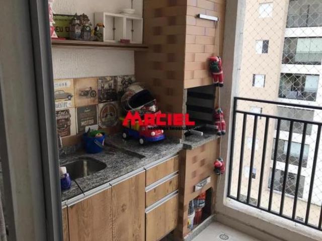 EXCELENTE APARTAMENTO