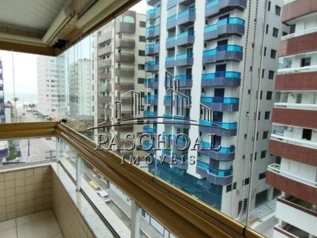 Excelente Apartamento c/ 3 dormitorios 1 suite 2 vagas proximo a praia e a todo comercio local !