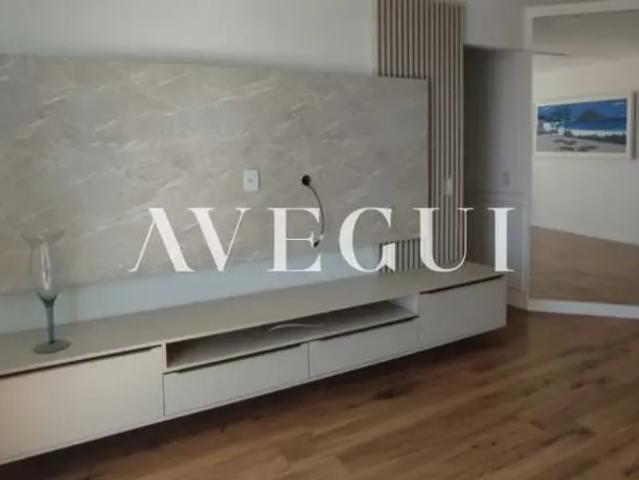 Excelente apartamento com Varanda no Recreio