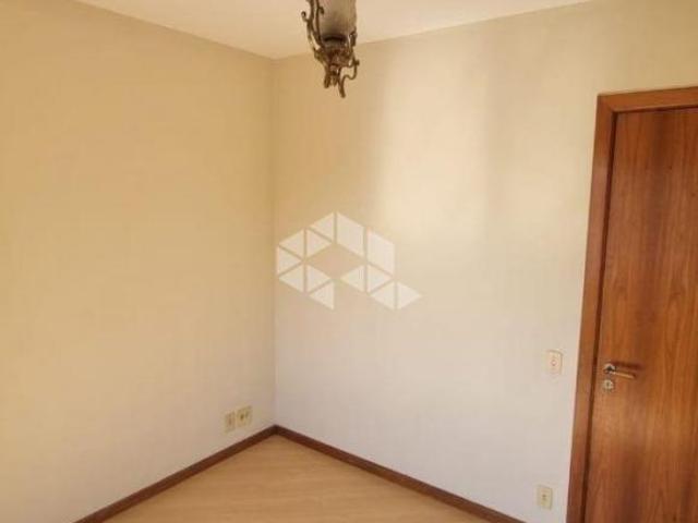 Excelente Apartamento com 152 m² privativos no Bairro Menino Deus com 3 dormitórios, suíte, varanda