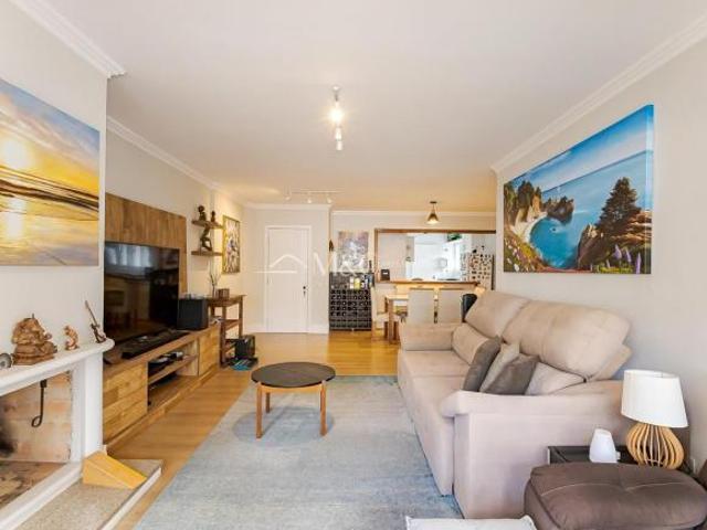 Excelente apartamento com 129 m², 3 quartos sendo 1 suíte à venda no bairro Água Verde
