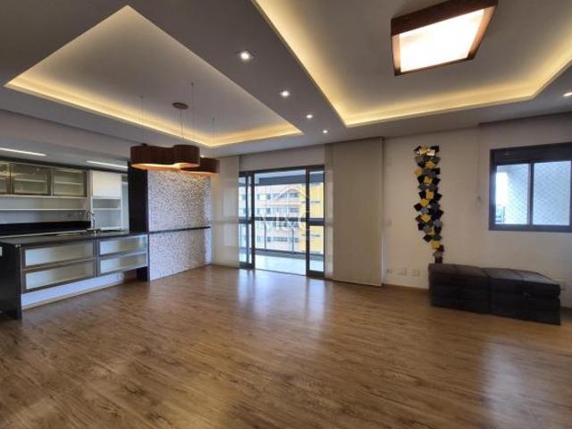 EXCELENTE Apartamento com 134 m², 3 quartos sendo