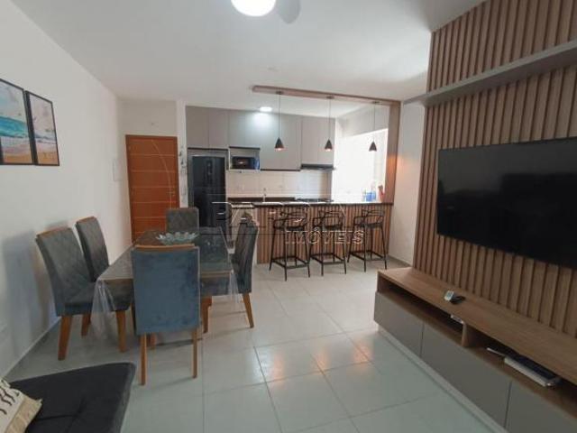 Excelente apartamento com 2 dormitórios e varanda gourmet na praia das Toninhas em Ubatuba!