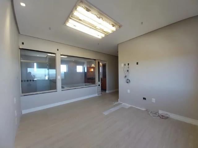 Excelente Apartamento com 2 dormitórios sendo duas suítes com 3 vagas de garagem para locação, n