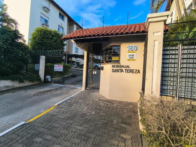 Excelente Apartamento com 2 dormitórios para locação, em ótima localização no Bairro Santa Teresa