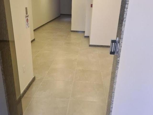 Excelente Apartamento com 2 qtos/elevador/1 vaga, à venda, 77 m² por R$ 334.000 Santa Helena Jui
