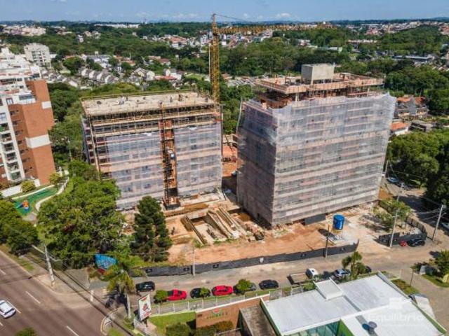 Excelente apartamento com 2 quartos, 1 suíte e 1 vaga de garagem no Ecoville