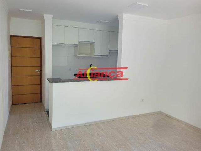 Excelente Apartamento com 3 Dormitórios 1 Suíte e 2 Vagas de Garagem!