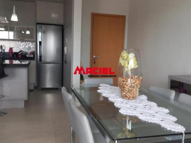 Excelente apartamento com 3 dormitórios e 2 vagas de garagem no Parque Industrial!