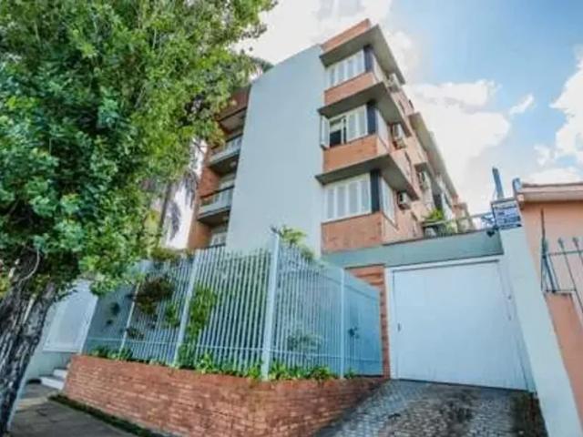 Excelente Apartamento com 3 dormitórios sendo um suíte com 2 vagas de garagem para locação, em óti