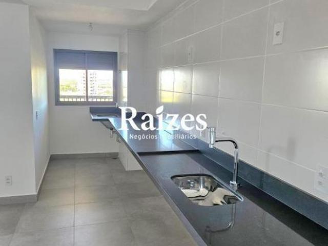 Excelente apartamento com 3 suítes ao lado do Uberlândia Shopping na Zona Sul