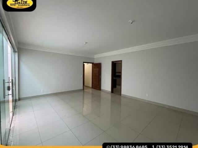 Excelente apartamento com 4 quartos, sendo 1 suíte, sala ampla, jardim de inverno, cozinha, banheiro