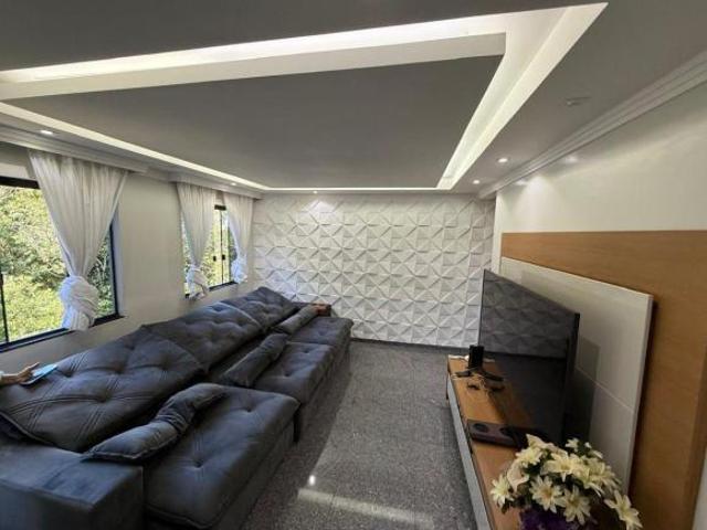 Excelente Apartamento com 4 Quartos Sendo 1 Suíte, 2º andar. Reformado