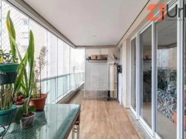 Excelente apartamento à venda 120m², 2 vagas na Vila Romana