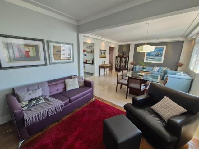 Excelente apartamento à venda, 3 dormitórios, Próximo do Metrô A na Rosa, Vila Mariana, São Paulo