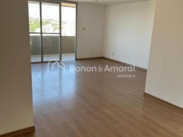 Excelente Apartamento à Venda Andar Alto com Vista Definida