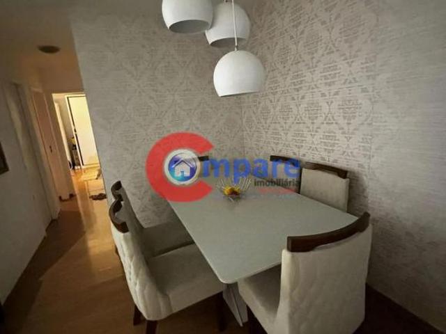 Excelente apartamento à venda com 3 dormitórios e 2 vagas de garagem, Ao lado do Shopping Maia, na